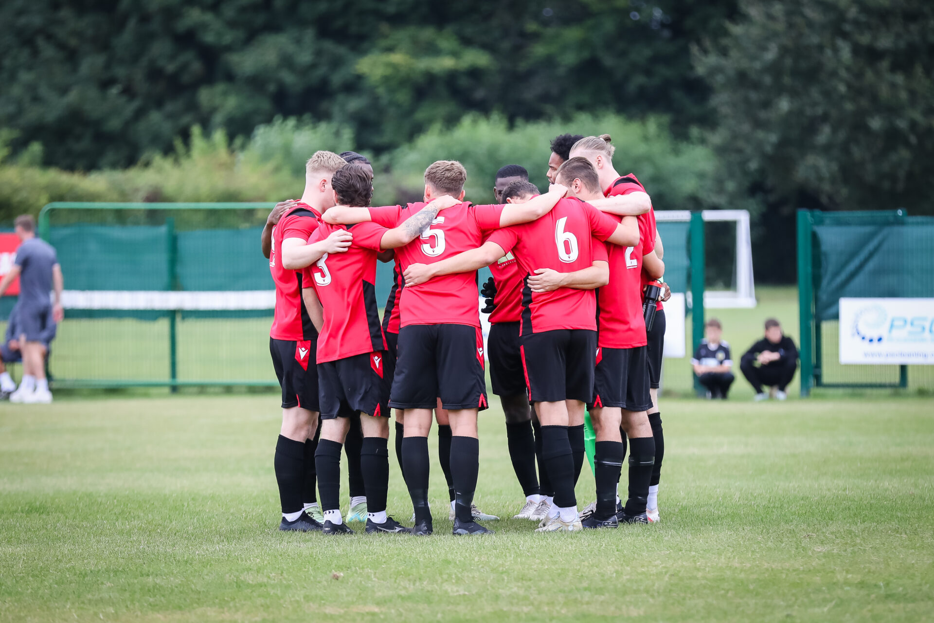 WORMS BACK TO WINNING WAYS - Wormley Sports Club